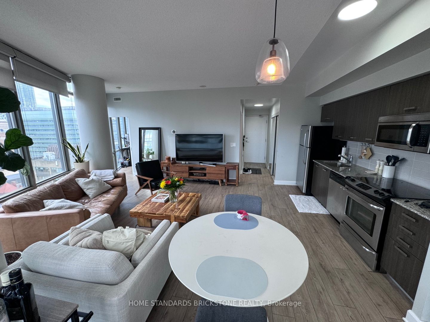 1708 - 832 Bay St, Toronto | Leased, C9043714 | Condos.ca