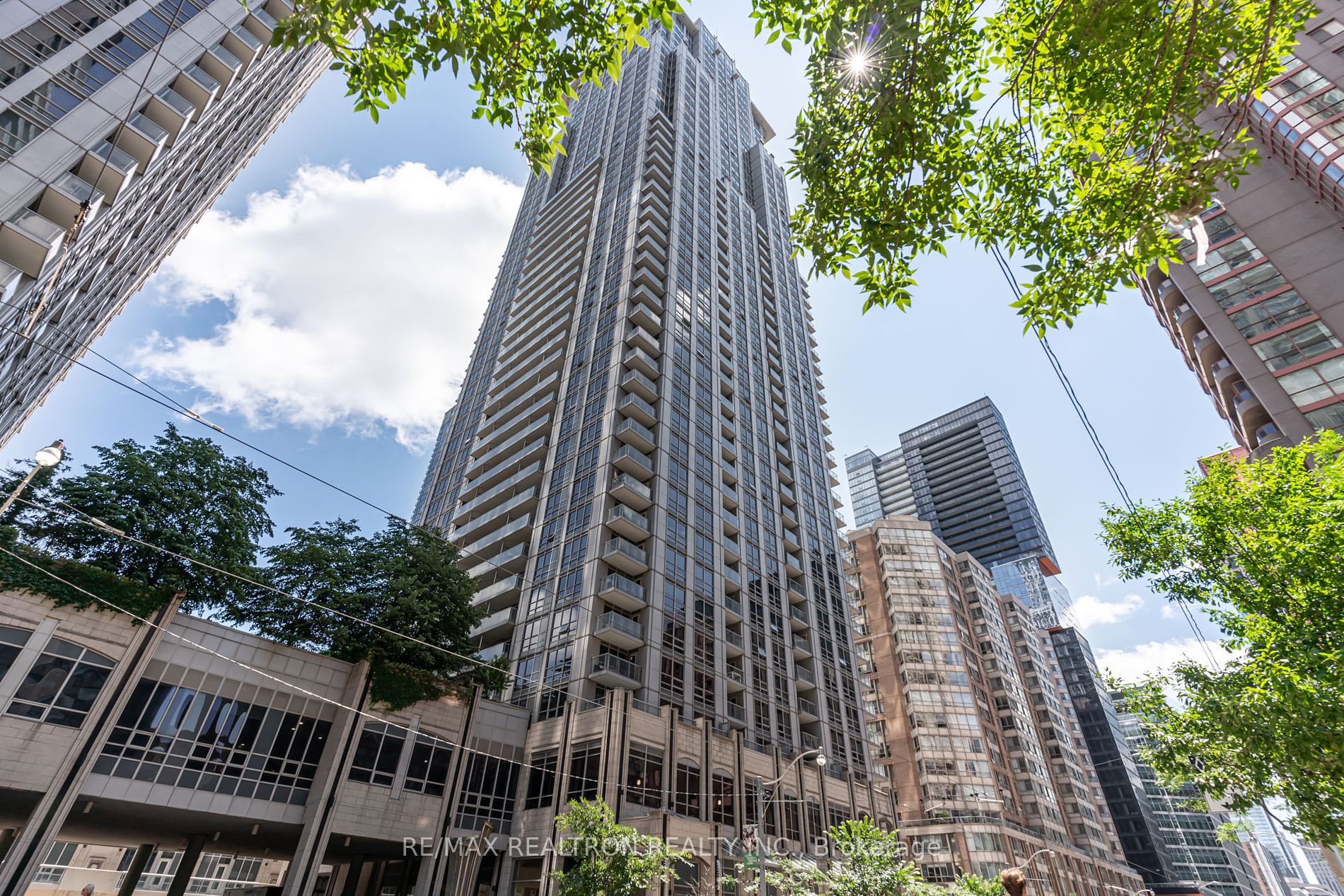 3006 - 761 Bay St, Toronto | Leased, C9048963 | Condos.ca