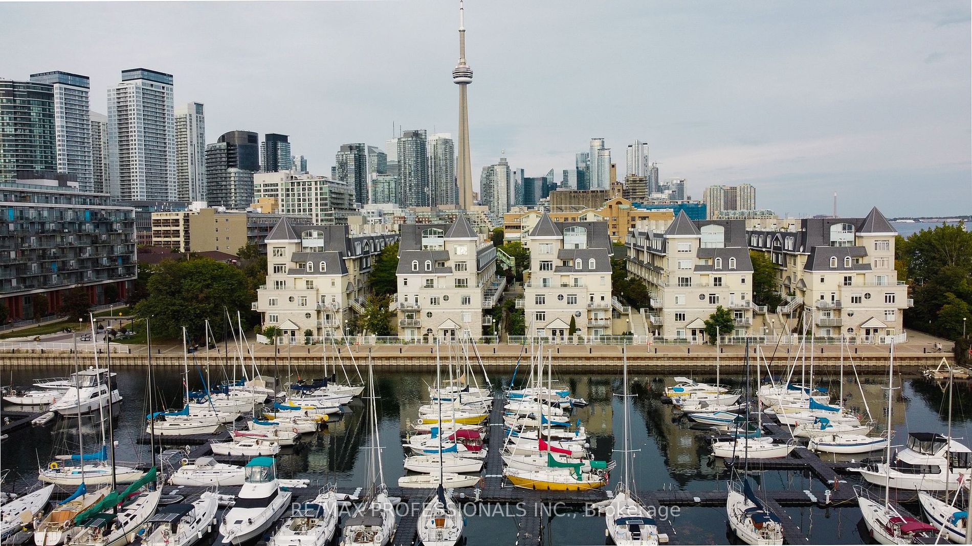 233 - 30 Stadium Rd, Toronto | Sold, C9054010 | Condos.ca
