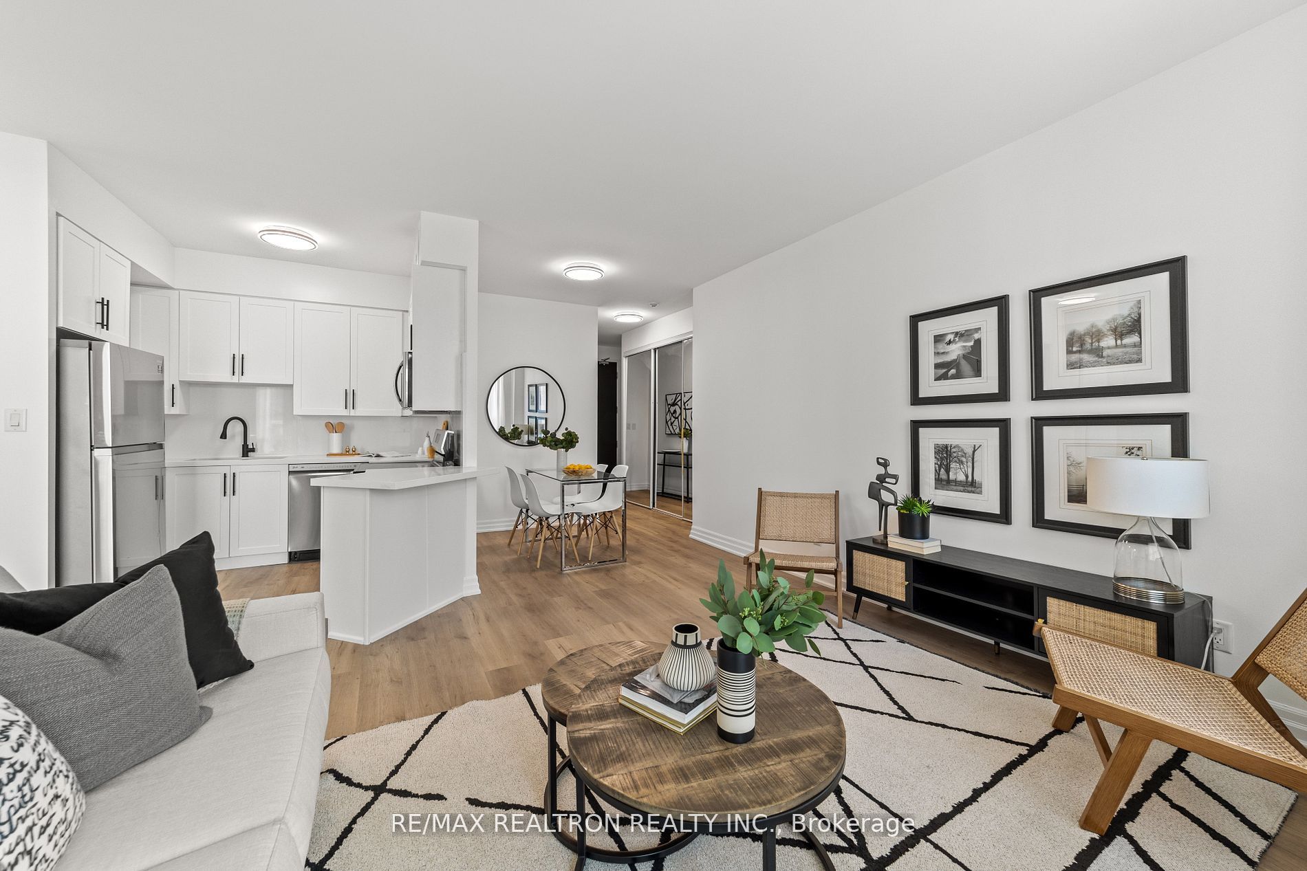 707 - 70 Alexander St, Toronto | Sold, C9233135 | Condos.ca