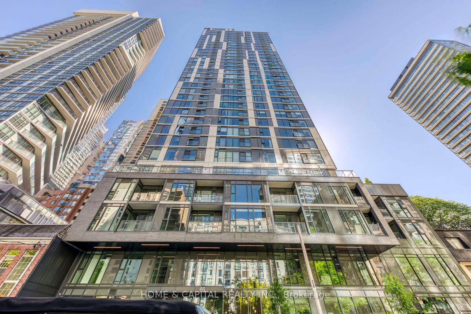 2401 - 65 Mutual St, Toronto | Leased, C9239805 | Condos.ca