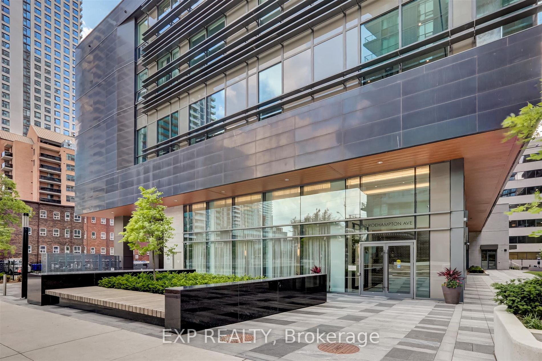 3306 - 39 Roehampton Ave, Toronto | Sold, C9241674 | Condos.ca