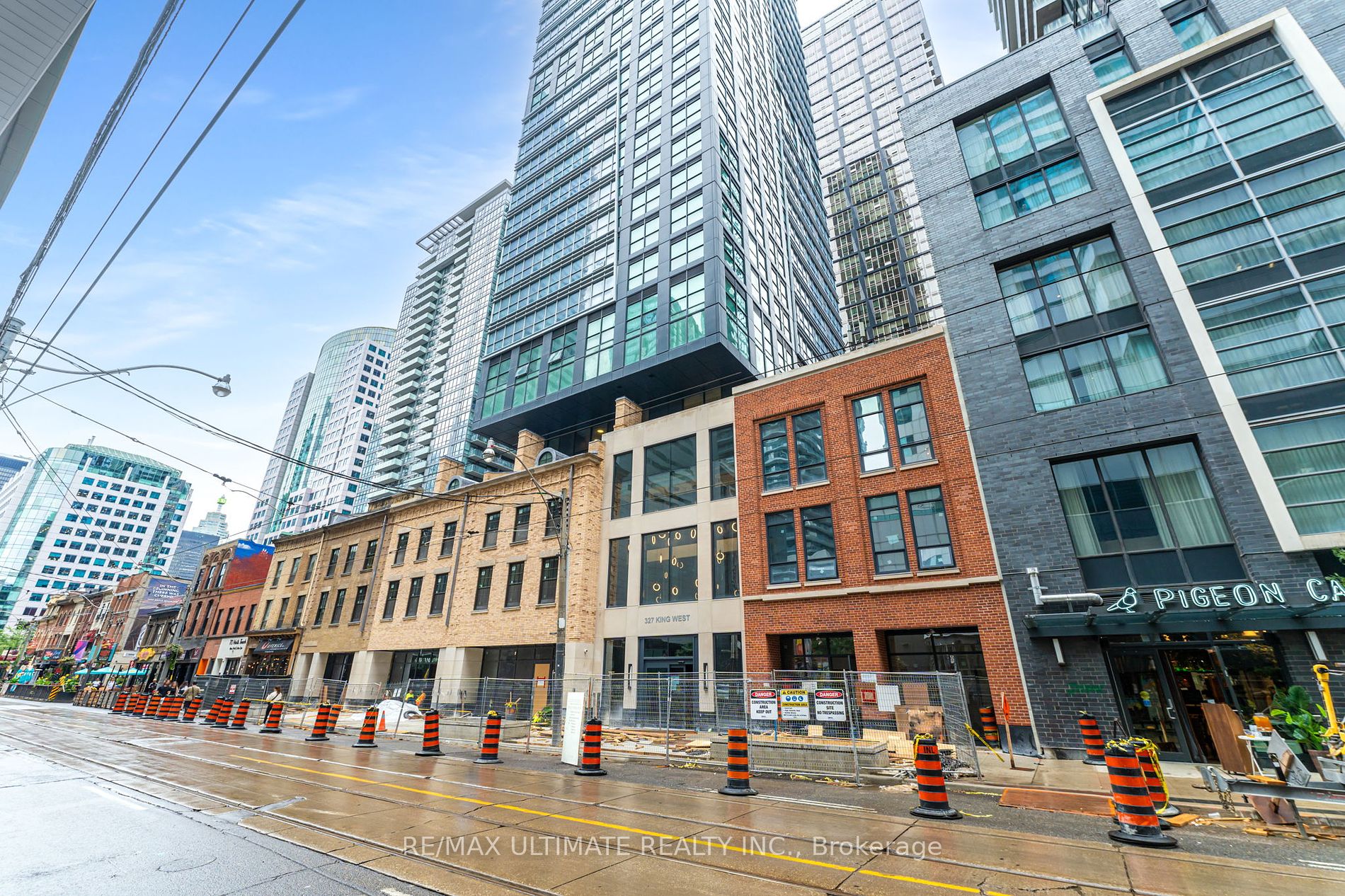 3702 - 327 King St W, Toronto | Leased, C9246219 | Condos.ca