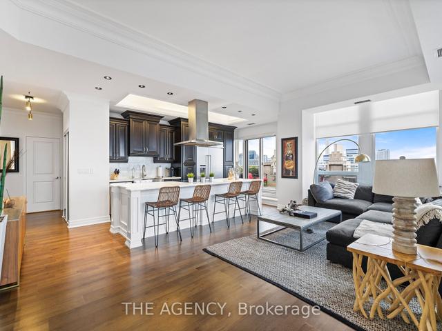 PH 3 - 628 Fleet St, Toronto | Sold, C9252950 | Condos.ca