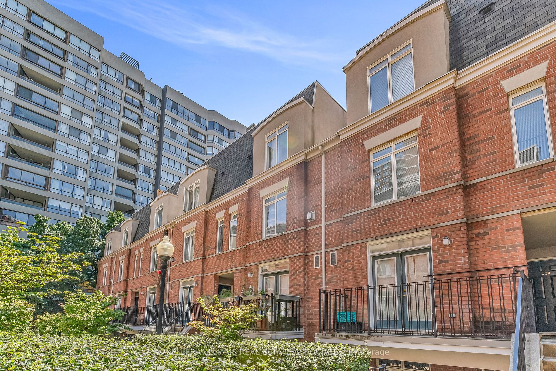 346 - 415 Jarvis St, Toronto | Sold, C9301516 | Condos.ca