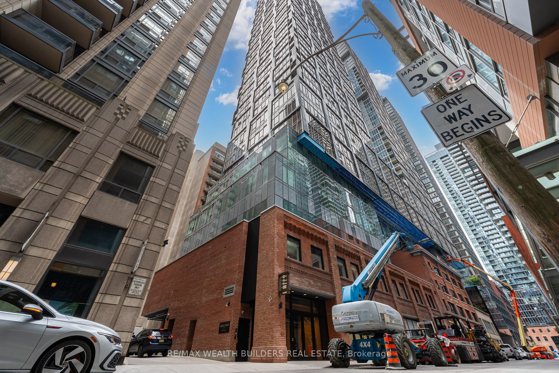 822 - 15 Mercer St, Toronto | Terminated, C9345864 | Condos.ca