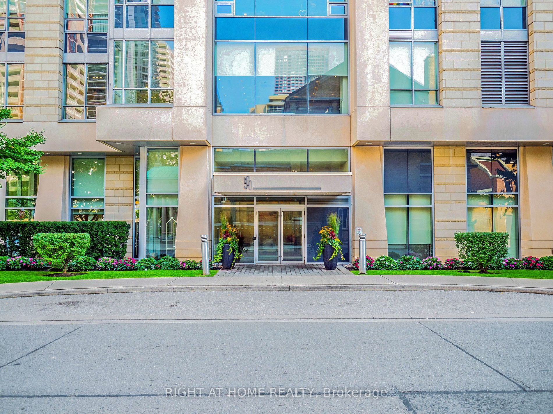 2604 - 500 Sherbourne St, Toronto | Terminated, C9395944 | Condos.ca