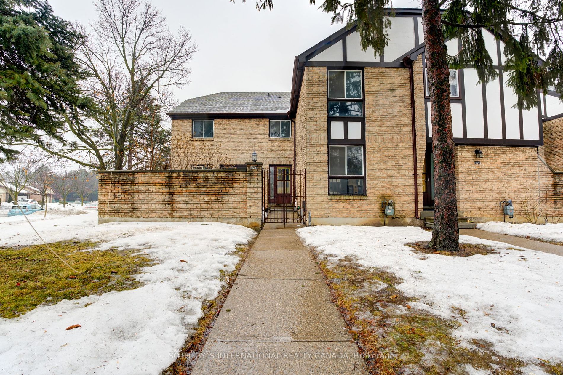 5 - 123 Burrows Hall Blvd, Scarborough | For Sale @ $549,999 | Condos.ca