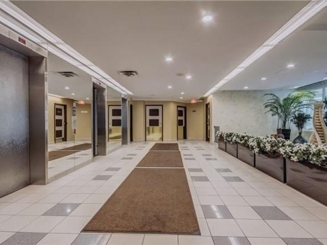 1520 - 3050 Ellesmere Rd, Scarborough | Sold, E4378053 | Condos.ca