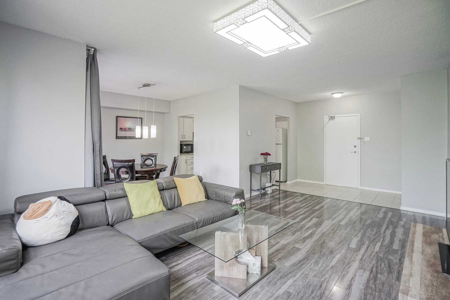 401 - 1705 Mccowan Rd, Scarborough | Sold, E4942847 | Condos.ca