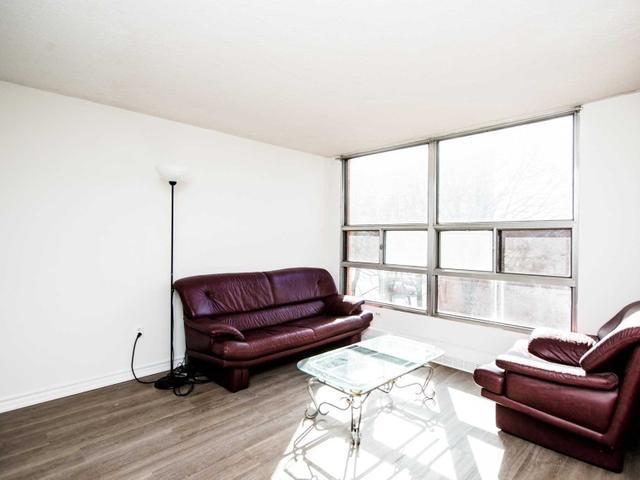 303 - 1705 Mccowan Rd, Scarborough | Sold, E5168457 | Condos.ca