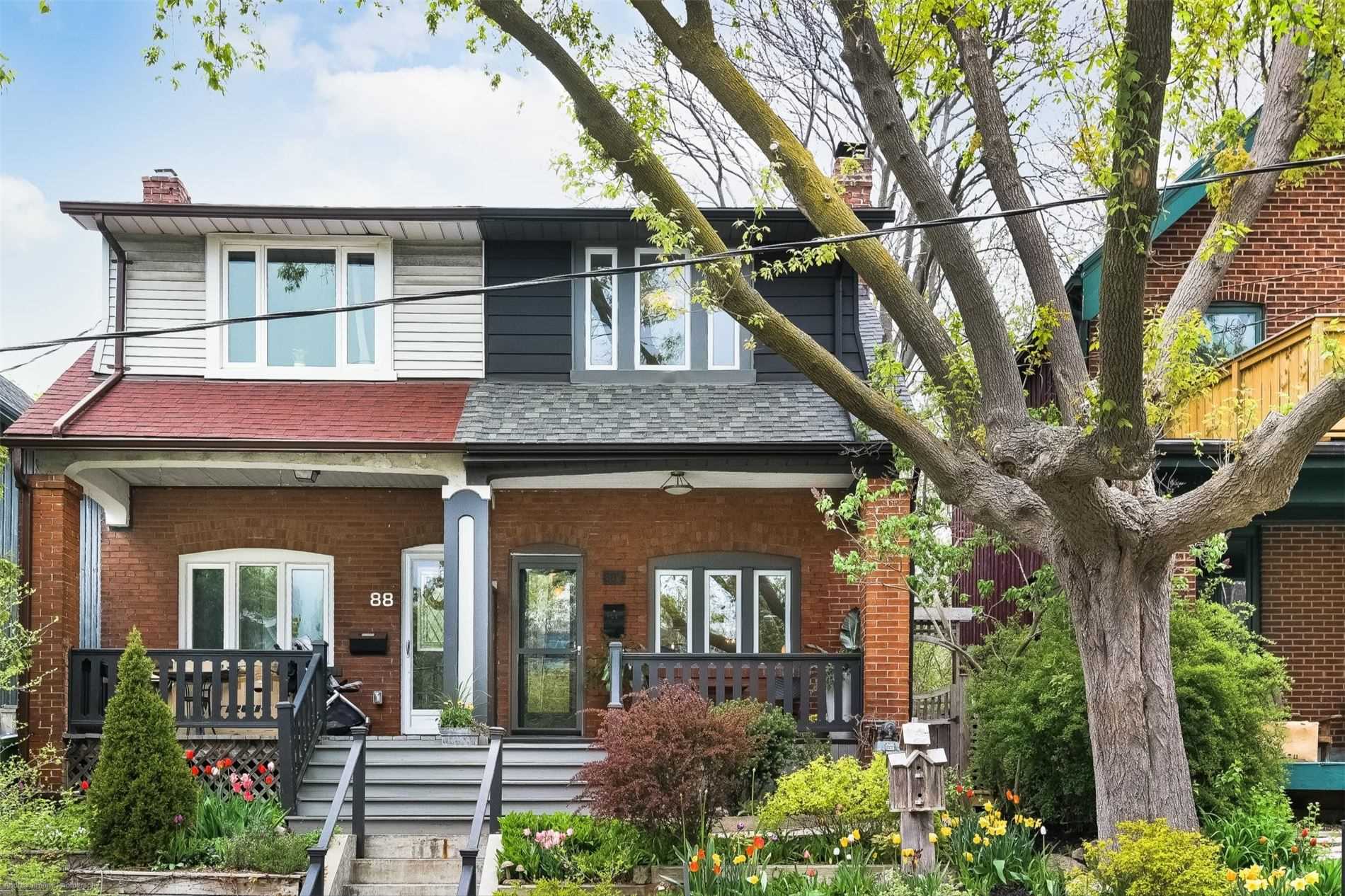 88 1/2 Boultbee Ave, Toronto | Sold, E5231725 | Condos.ca