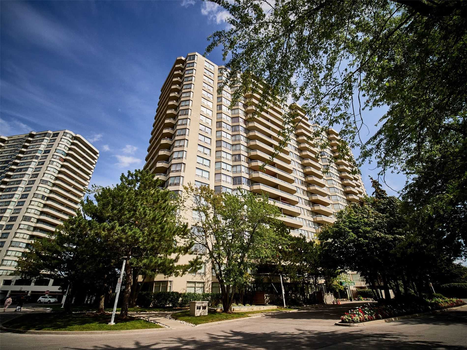 388 - 1 Greystone Walk Dr, Scarborough | Sold, E5365298 | Condos.ca