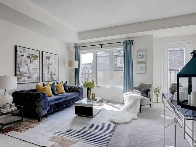 23 - 17 Eaton Park Lane, Toronto | Leased, E5417996 | Condos.ca