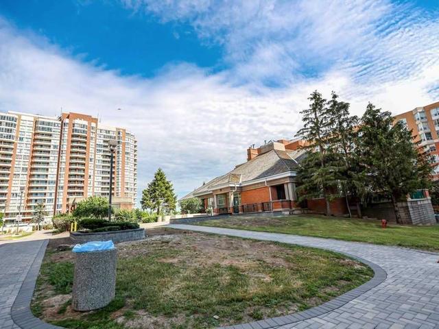 1710 - 400 Mclevin Ave, Scarborough | Sold, E5455724 | Condos.ca