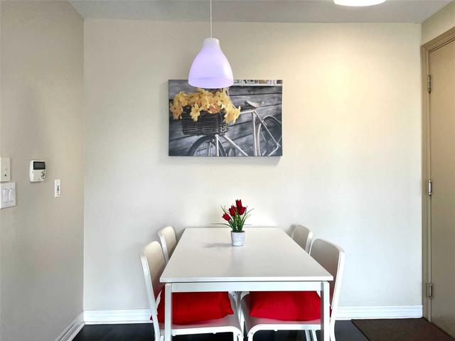 313 - 70 Town Centre Crt, Scarborough | Leased, E5706557 | Condos.ca