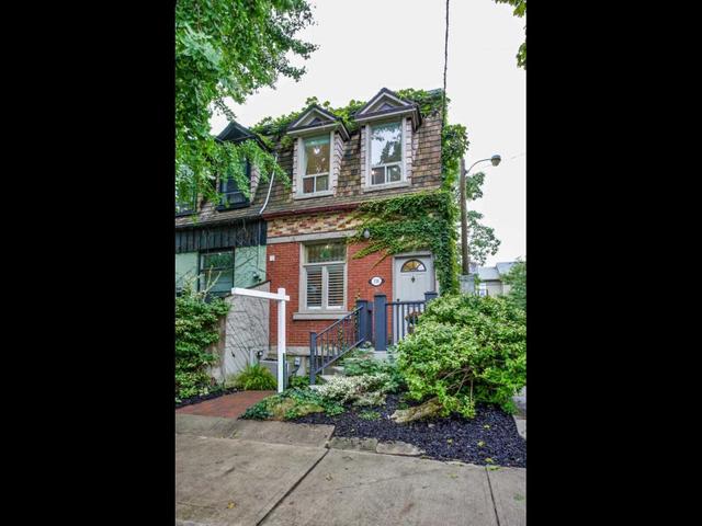 110 Hamilton St, Toronto, ON | Condos.ca