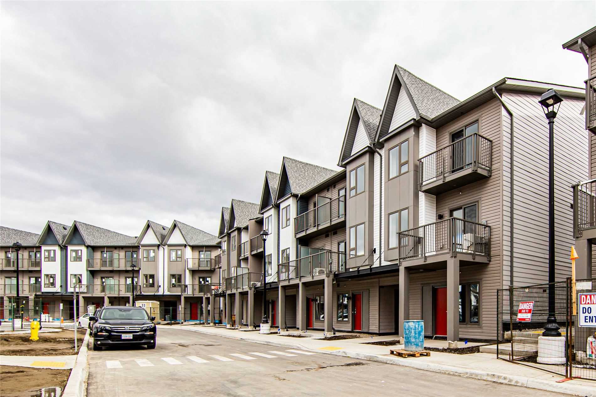 715 - 2635 William Jackson Dr, Pickering | Terminated, E5827771 | Condos.ca