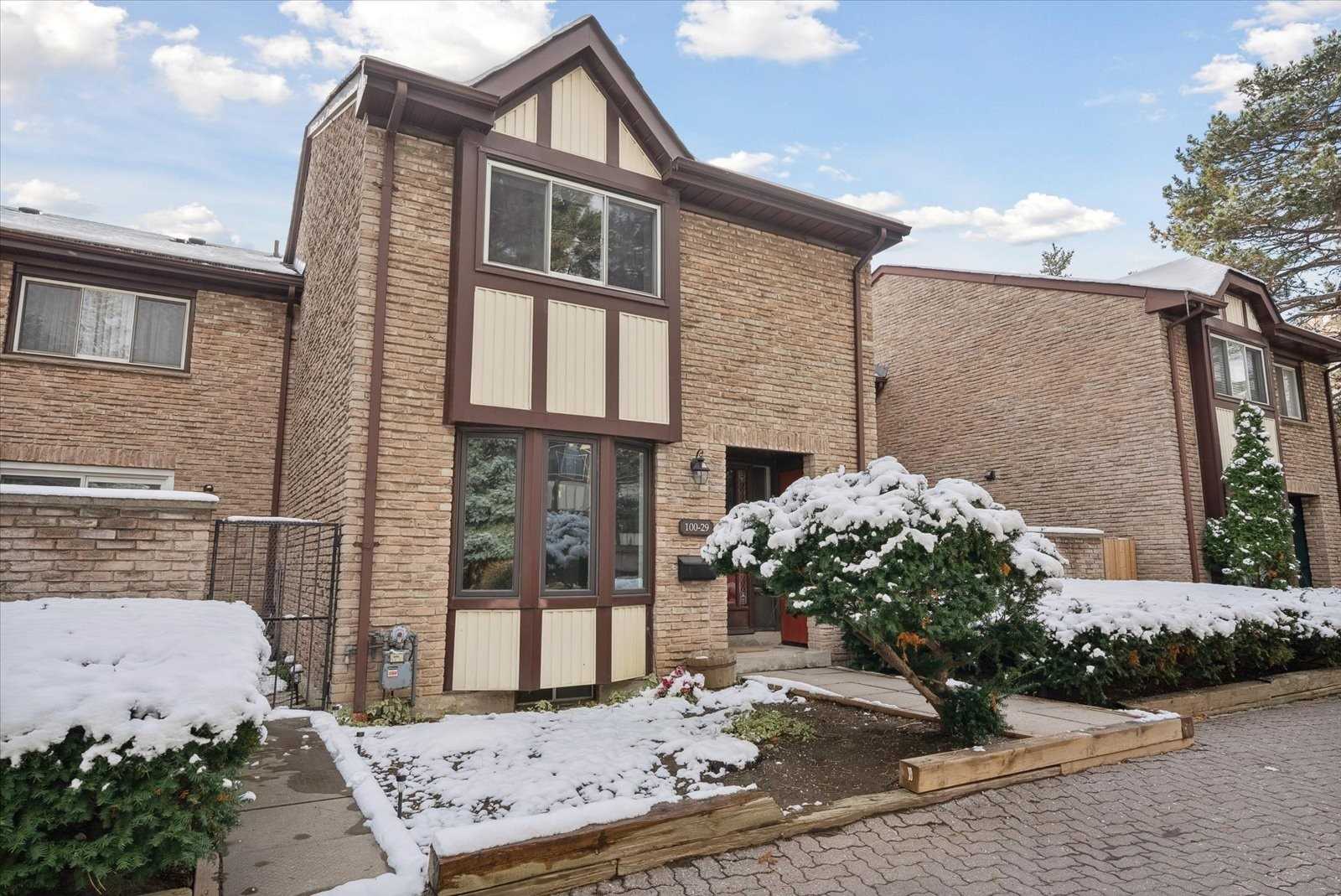 29 - 100 Burrows Hall Blvd, Scarborough | Leased, E5830162 | Condos.ca