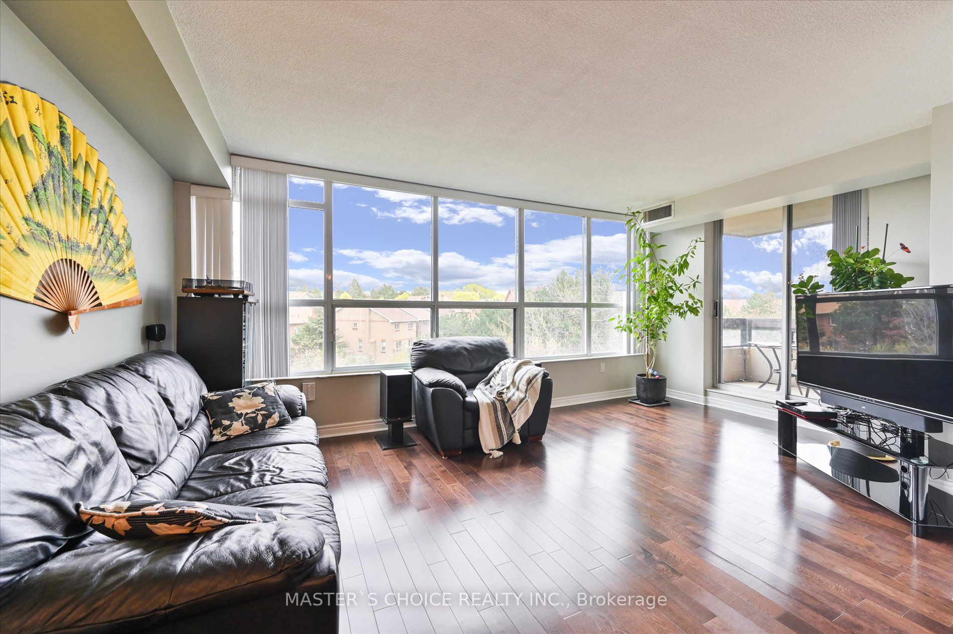 301 - 2365 Kennedy Rd, Scarborough | Sold, E5945016 | Condos.ca