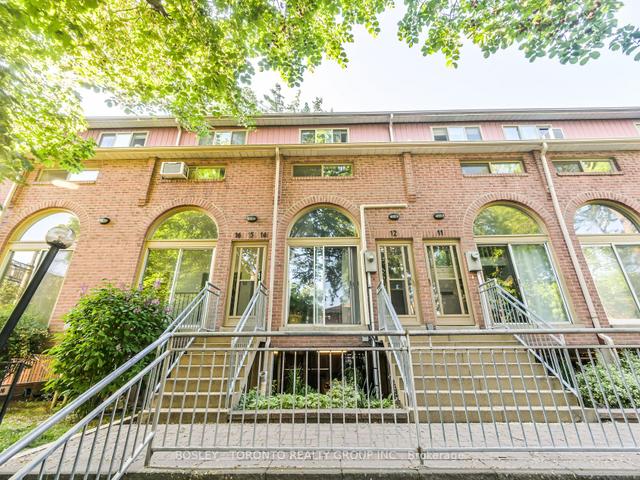 TH16 - 32 Curzon St, Toronto | Sold, E6104592 | Condos.ca