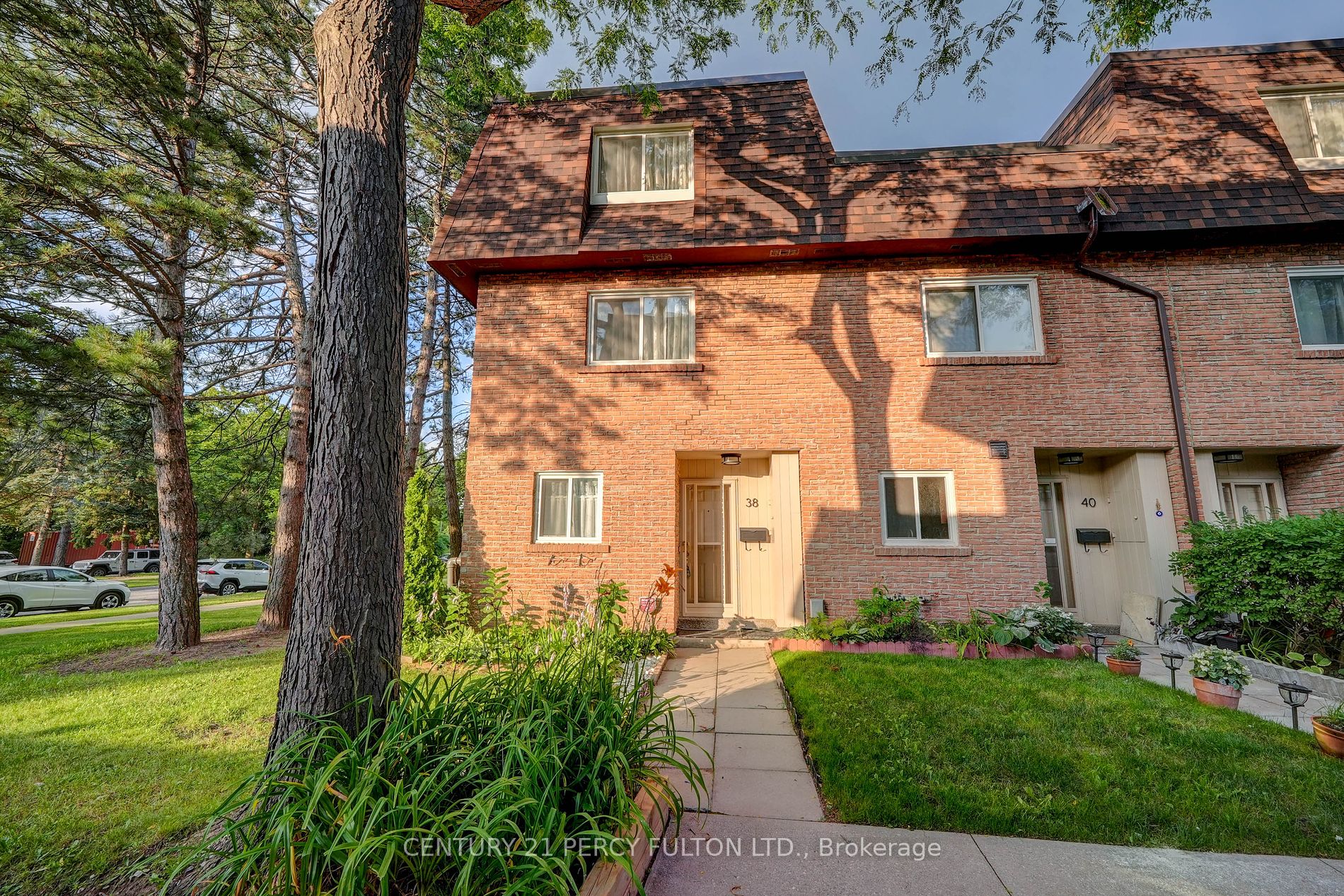 38 - 275 Manse Rd, Scarborough | Sold, E8119838 | Condos.ca