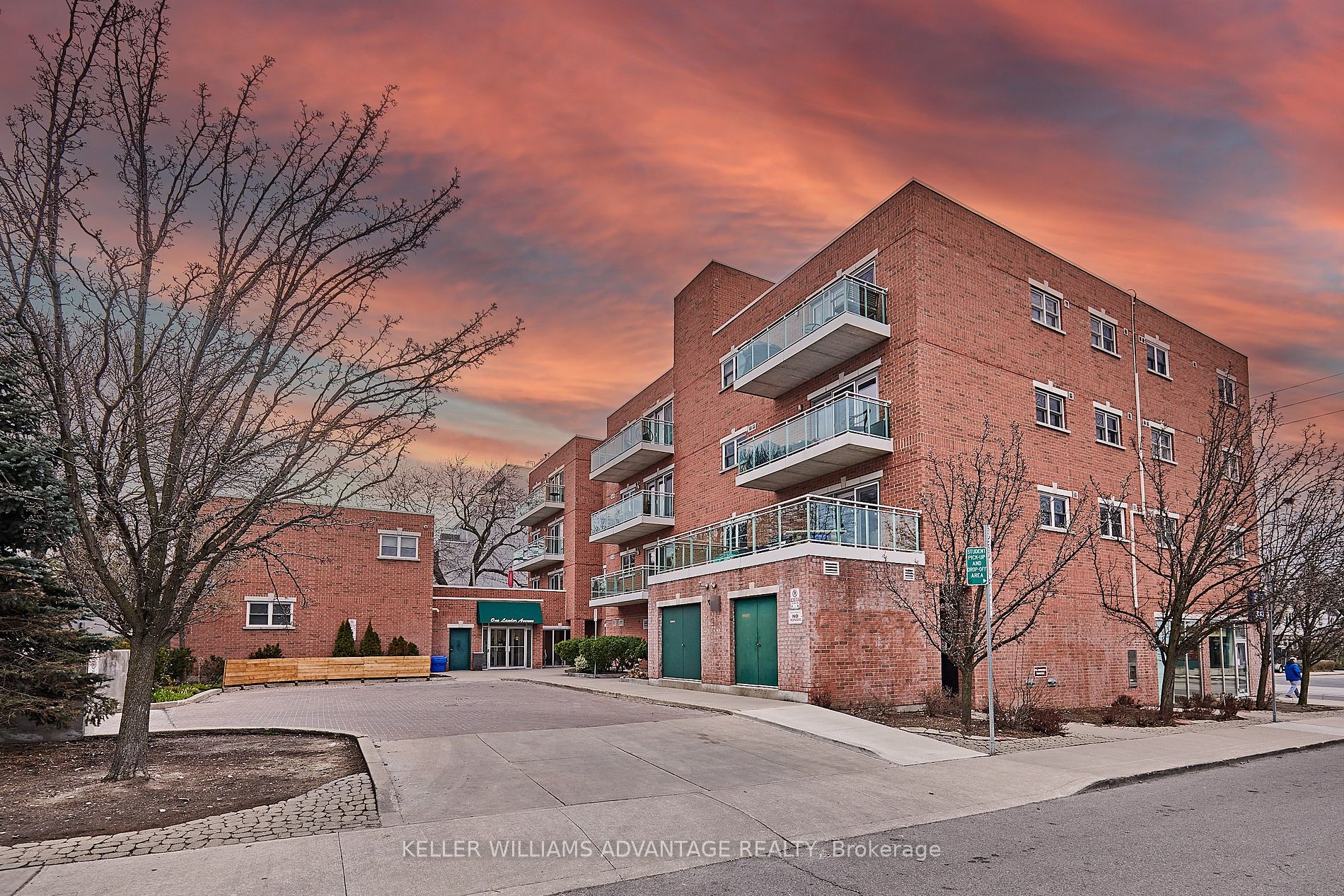 402 - 1 Lawlor Ave, Toronto | Sold, E8217274 | Condos.ca