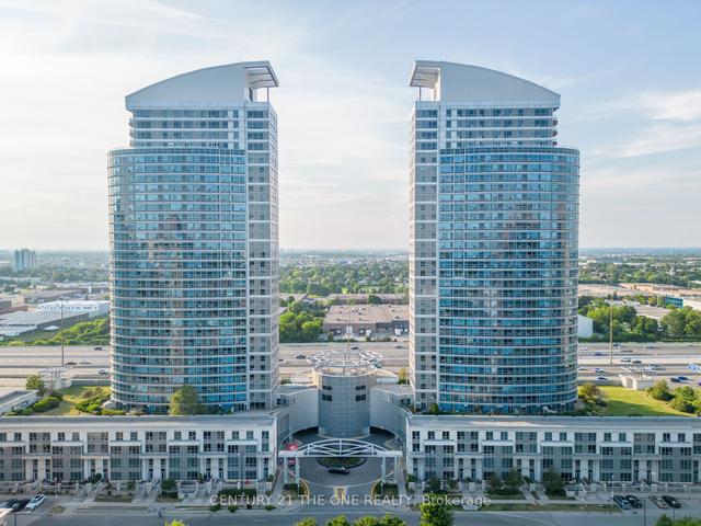 36 Lee Centre Dr | Ellipse - West Tower Condos | 2 Condos for Sale & 5 ...