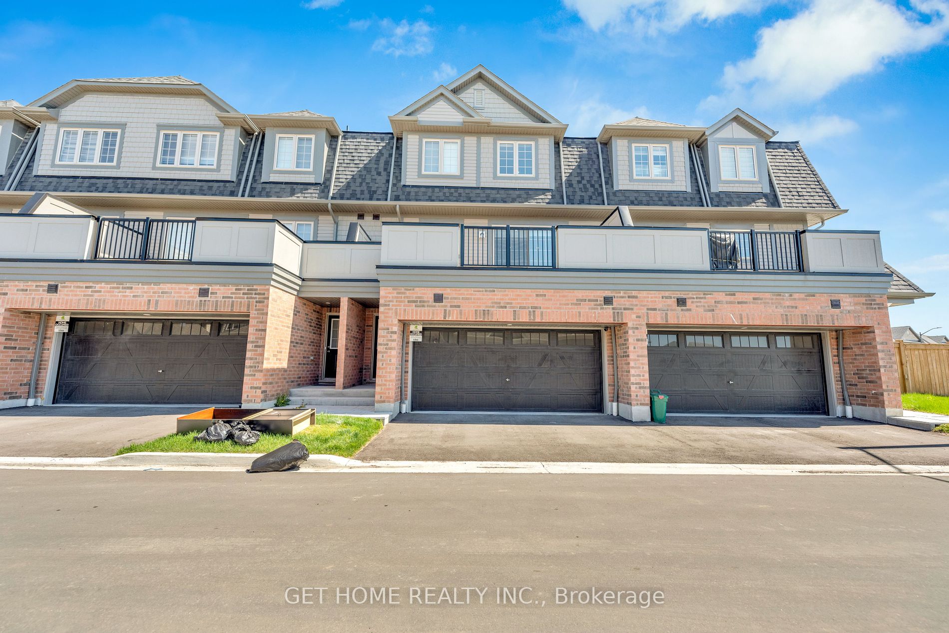 302 Coronation Rd, Whitby | Terminated, E9056034 | Condos.ca