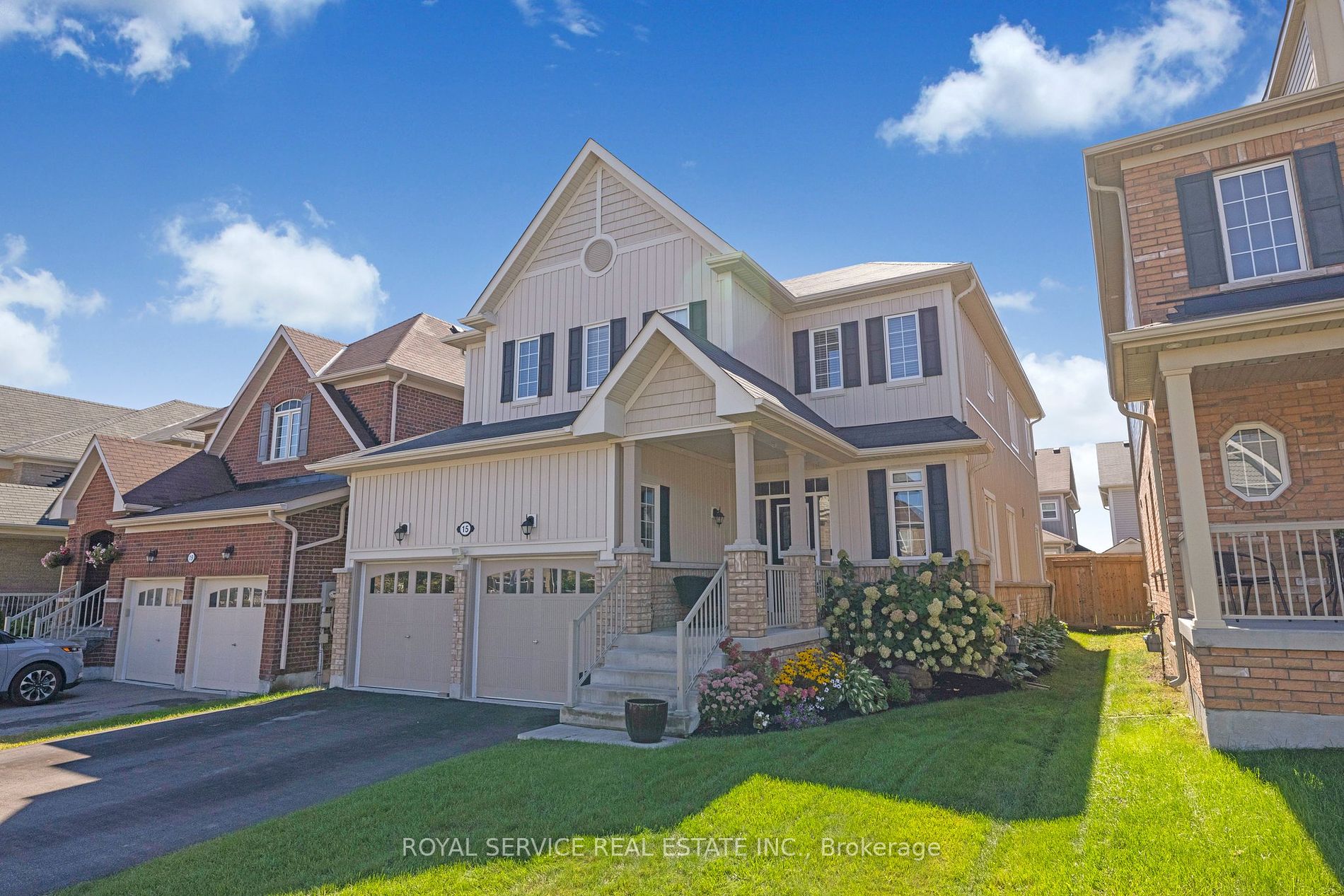 15 William Fair Dr, Bowmanville | For Sale @ $899,900 | Property.ca