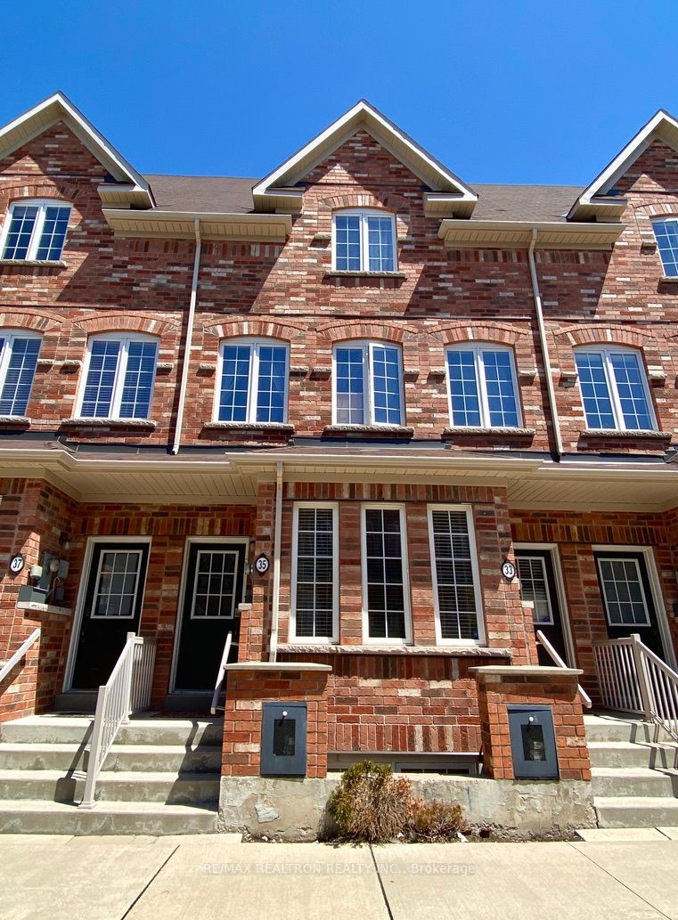 35 Carnahan Terr, Toronto | Terminated, E9344586 | Condos.ca