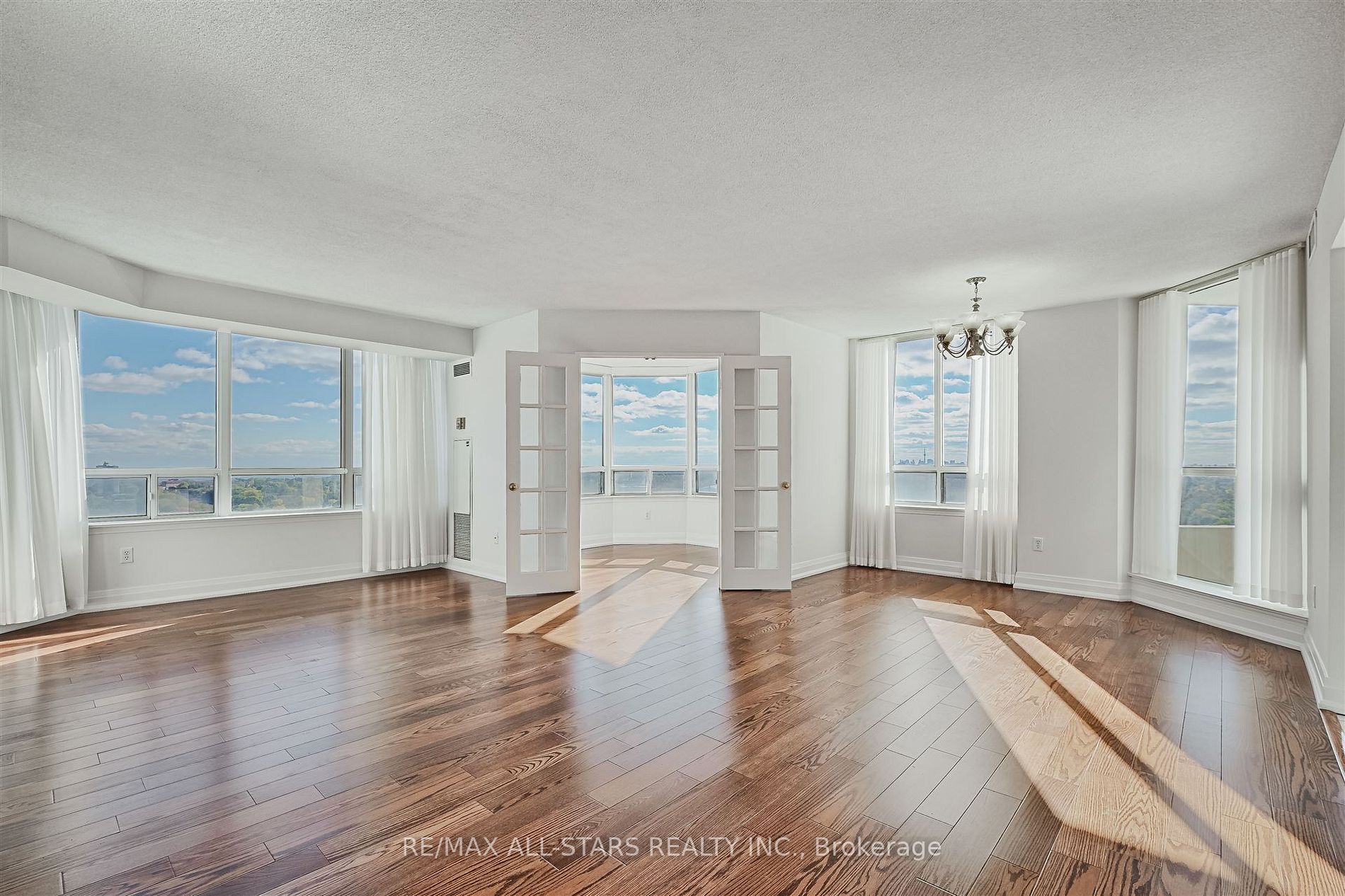 2089 - 1 Greystone Walk Dr, Scarborough | Leased, E9400300 | Condos.ca