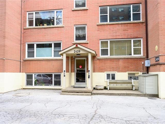 10 - 2420 New Street, Burlington | Sold, H4103740 | Condos.ca