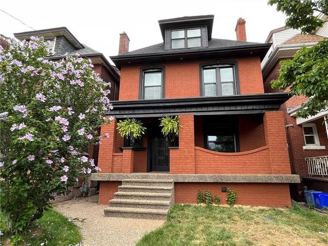 23 Fairholt Rd N, Hamilton, ON | Property.ca