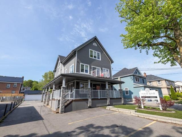 19 King St W, Hamilton, ON | Condos.ca