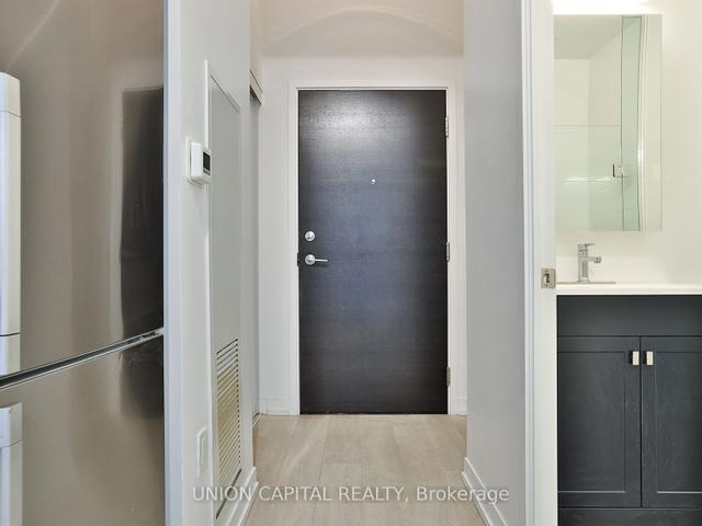 702E - 8868 Yonge St, Richmond Hill | For Sale @ $549,900 | Condos.ca