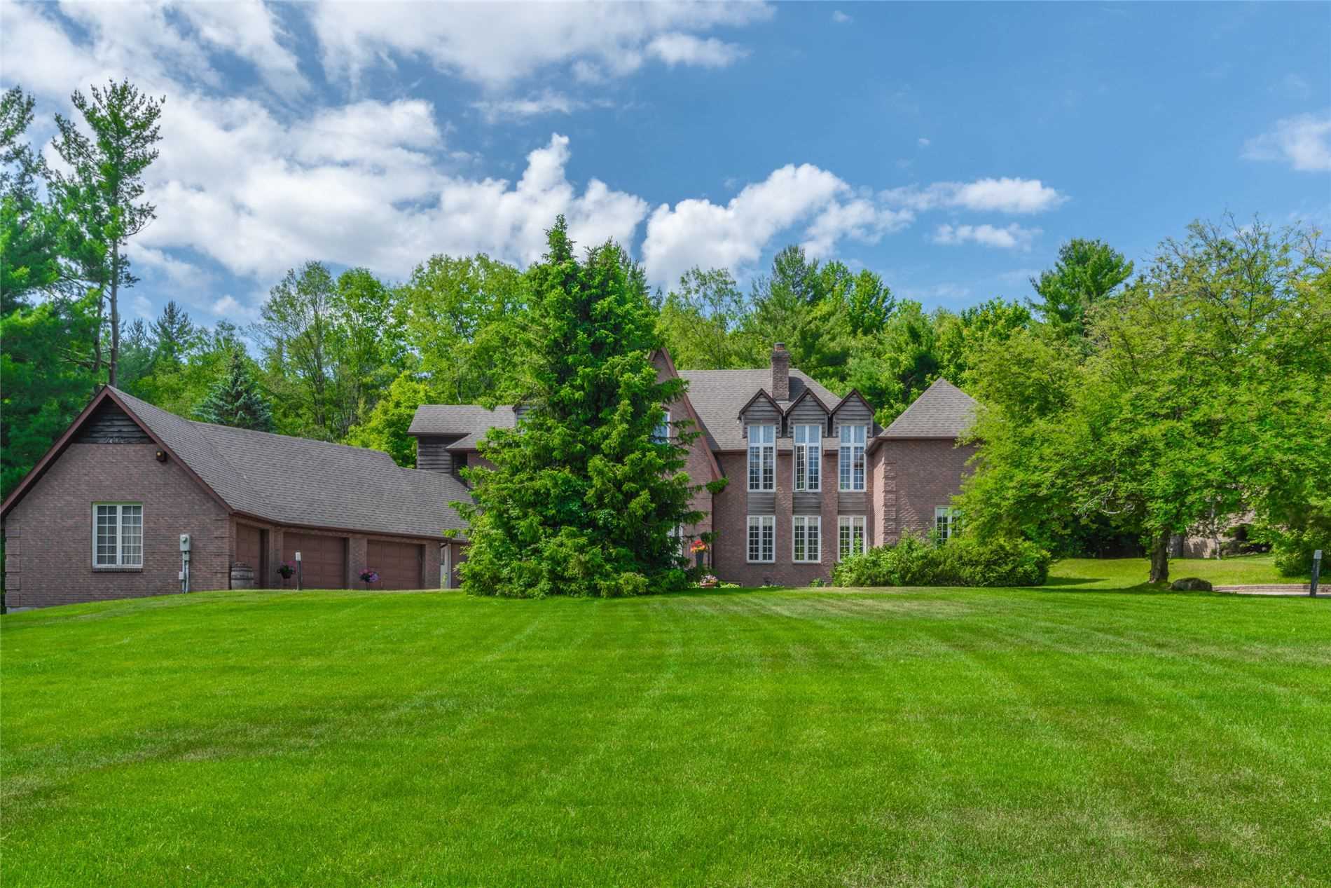250 Woodland Acres Cres, Maple | Terminated, N4801742 | MrLOFT.ca