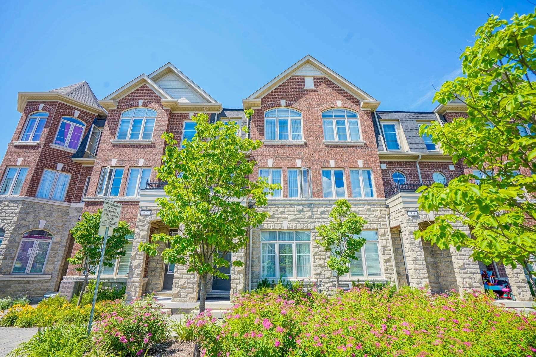 38 - 1331 Major Mackenzie Dr W, Maple | Sold, N4845426 | Condos.ca