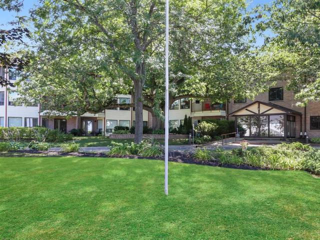 111 Grew Blvd, Jacksons Point | Sold, N4878427 | Condos.ca