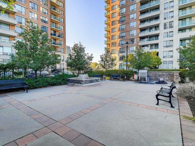 1114 - 330 Red Maple Rd, Richmond Hill | Sold, N4907142 | Condos.ca