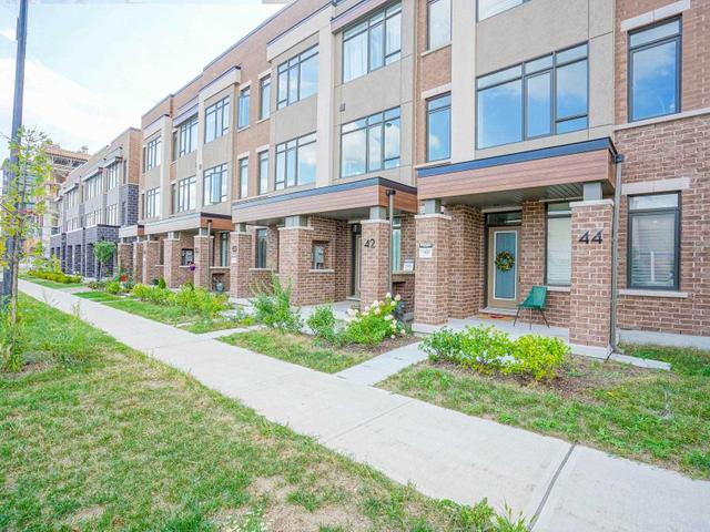 40 Troon Ave, Maple, ON | Condos.ca