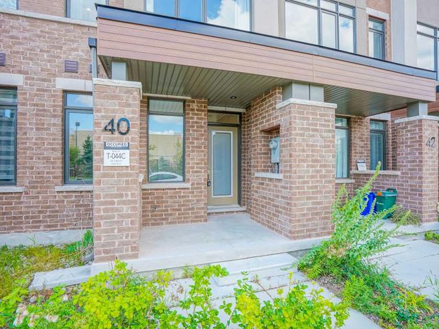 40 Troon Ave, Maple, ON | Condos.ca