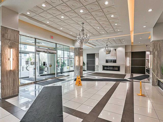 730 - 7161 Yonge St, Thornhill | Sold, N5189562 | Condos.ca