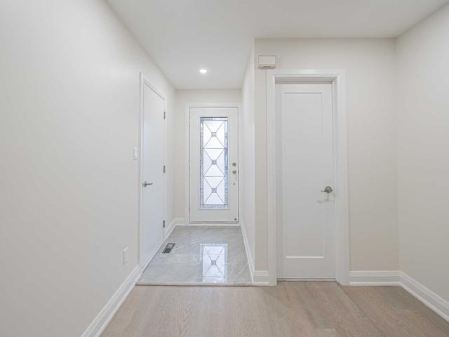 128 Wade Gate, Thornhill ON | Property.ca