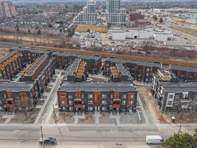 32 - 370 Red Maple Rd, Richmond Hill | Leased, N5519408 | Condos.ca