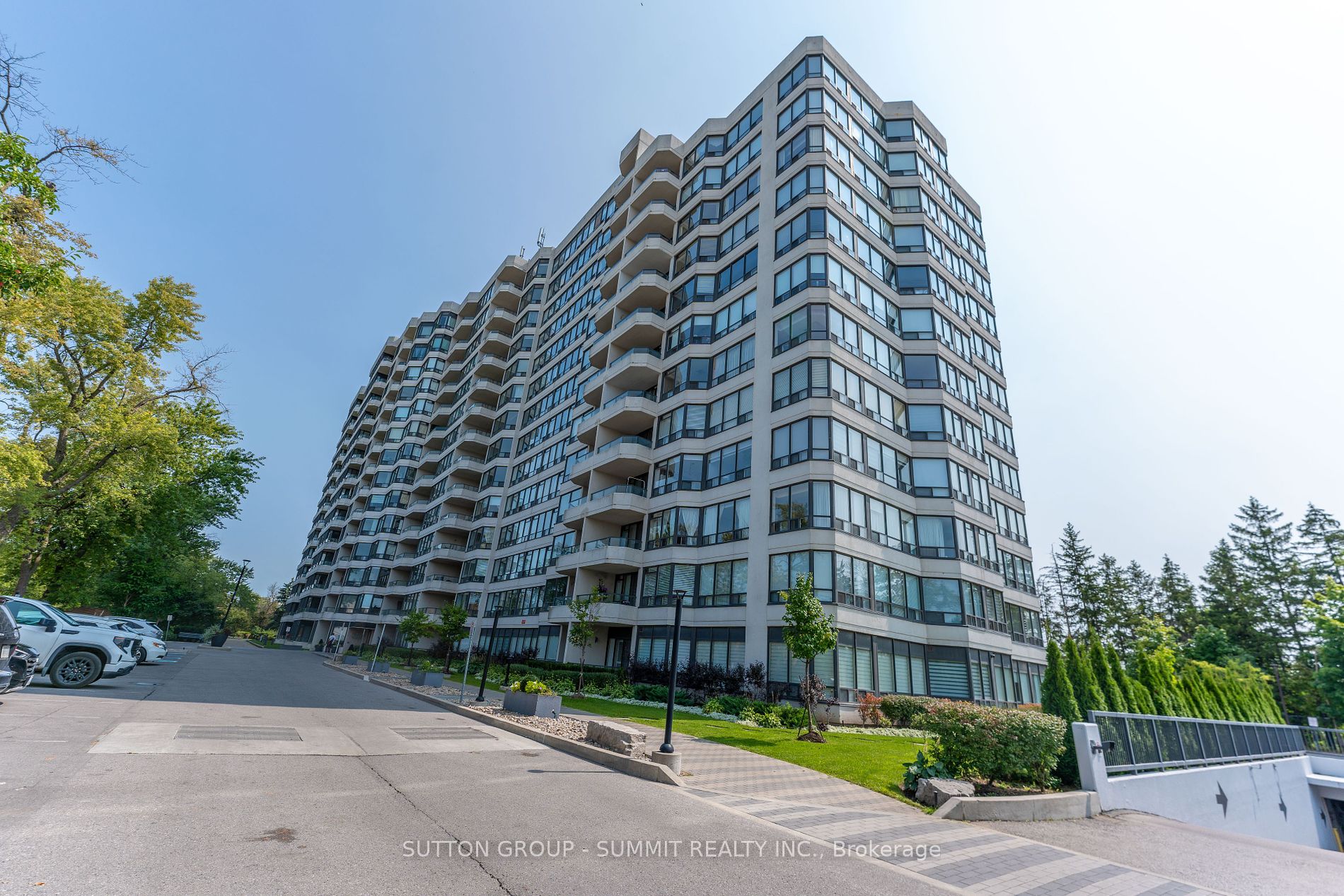 908 - 8501 Bayview Ave, Richmond Hill | Sold, N6784260 | Condos.ca