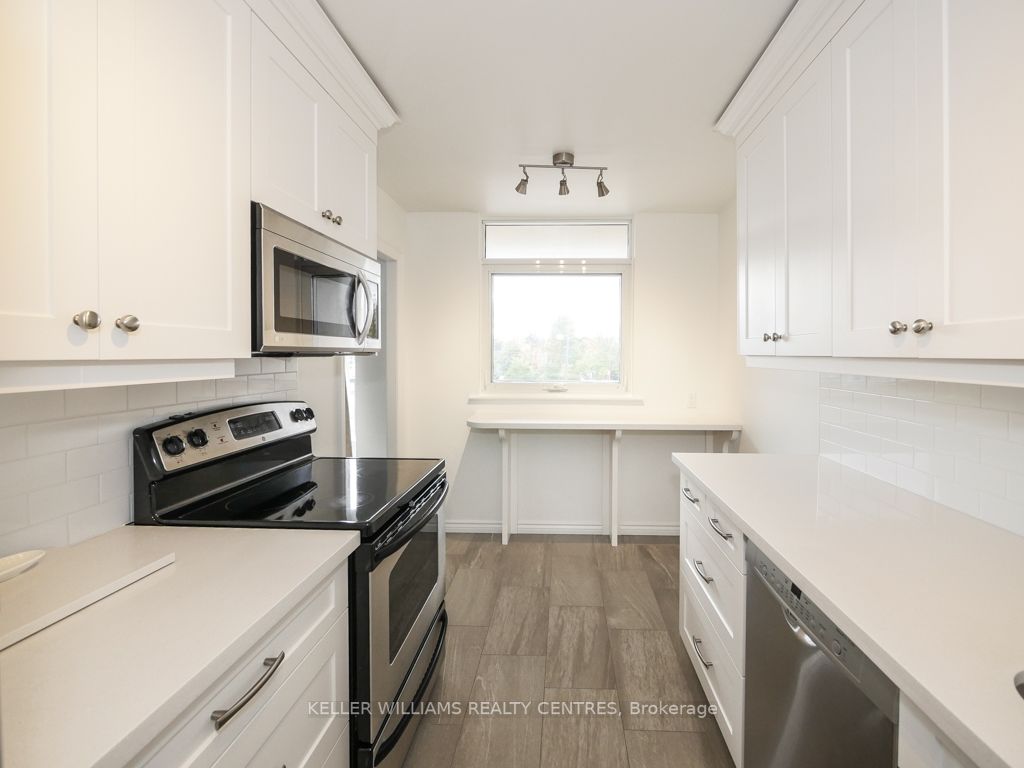 407 - 7811 Yonge St, Thornhill | Leased, N6784844 | Condos.ca