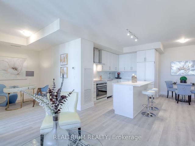 2202 - 9075 Jane St, Concord | For Sale @ $898,000 | Condos.ca