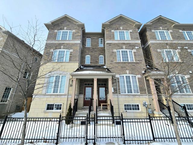 1950 Donald Cousens Pkwy, Markham, ON | Condos.ca