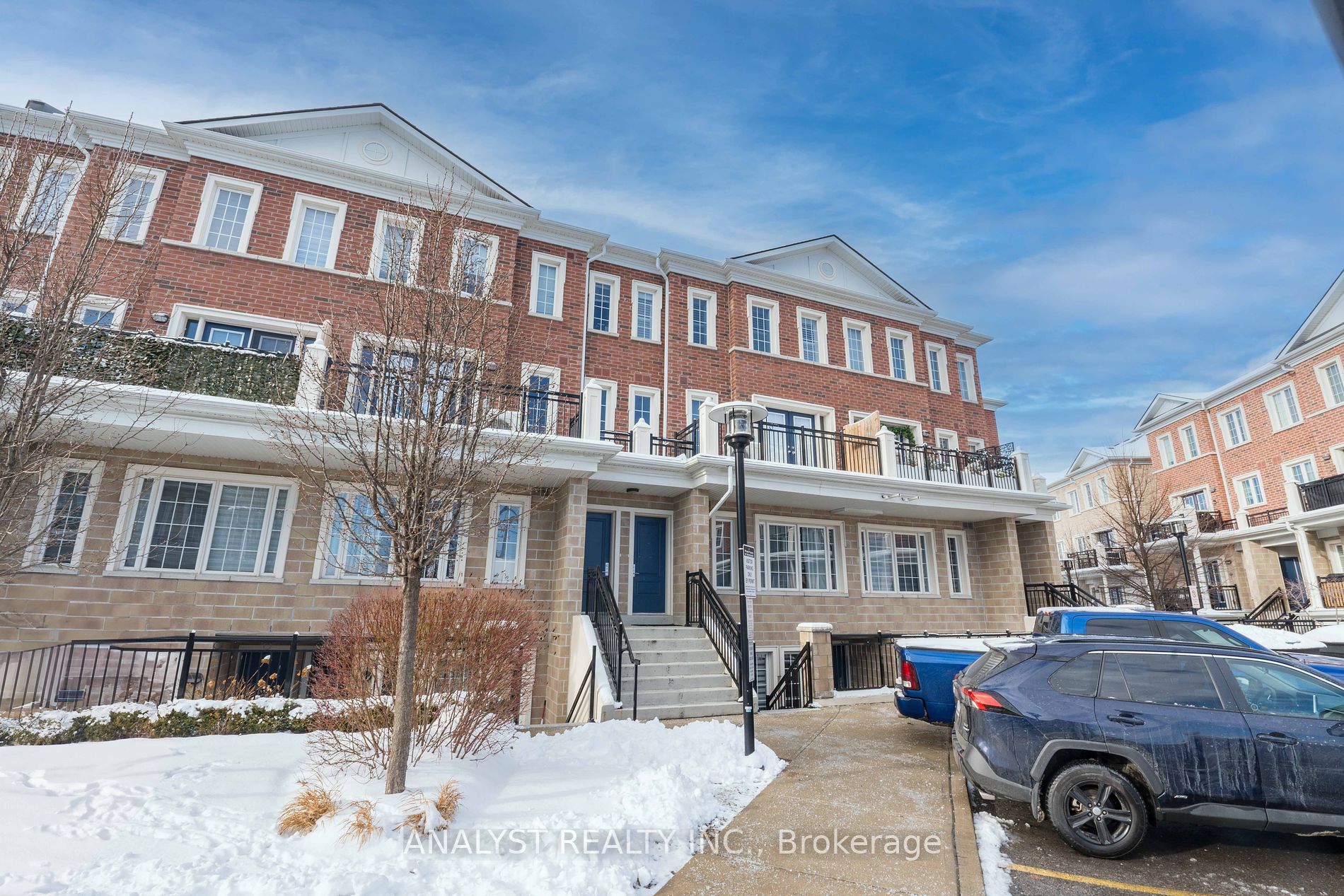 C13 - 26 Bruce St, Woodbridge | Suspended, N8074210 | Condos.ca